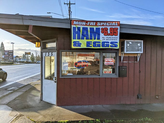 The Ritz Diner's compact red building proves great things come in small packages, especially breakfast things.