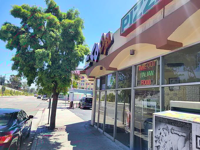 Sunshine and square pizza—a perfect LA day. The Coop brings Motor City pizza tradition to the land of palm trees.