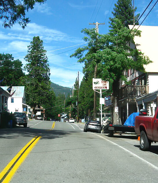 beautiful mountain town california ftr