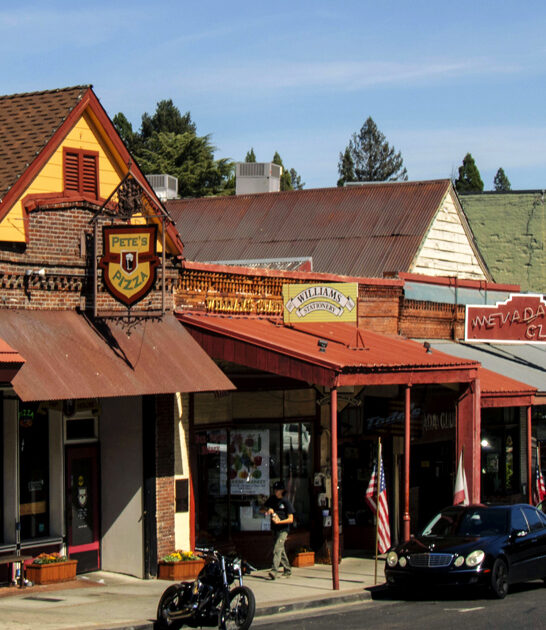 california tourist best town ftr