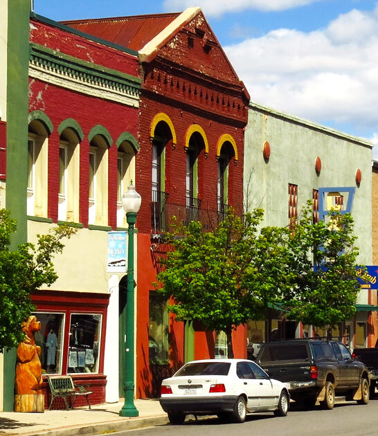 dreamy mountain town california ftr