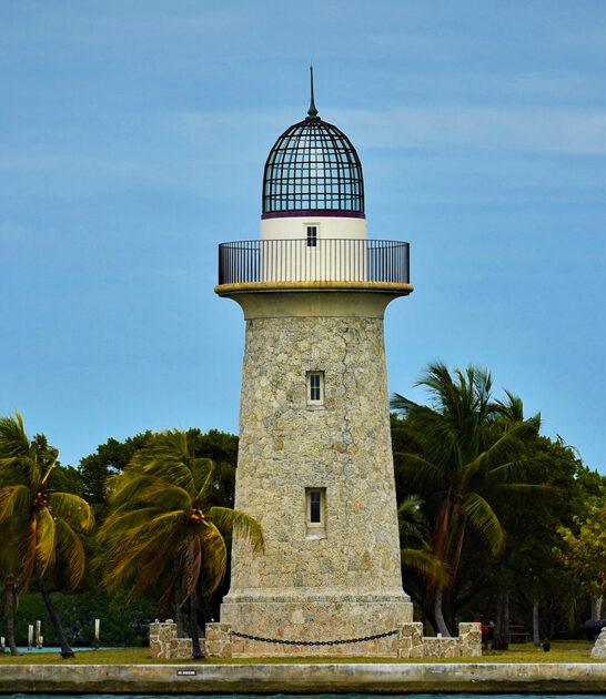 foot tall lighthouse florida ftr