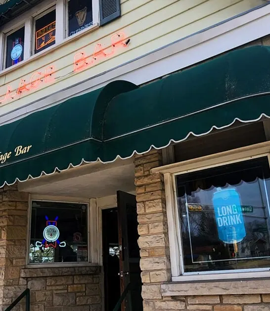 hot dogs wisconsin bar FTR