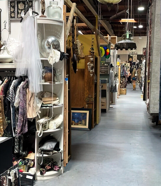 massive california vintage store ftr