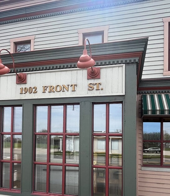 unassuming restaurant piergories ohio ftr