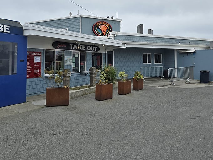 That blue-and-white coastal charm isn't just for show—it's the first hint that you've found seafood nirvana in Half Moon Bay.