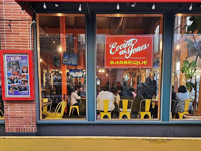 The iconic red awning and cheerful yellow chairs of Everett & Jones beckon like a barbecue beacon on Oakland's Broadway. Come hungry, leave happy.