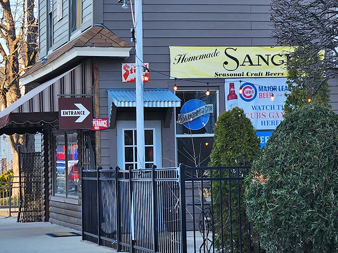 The unassuming exterior of Burt's Place in Morton Grove – where pizza pilgrims have been making their devotional journeys for decades.
