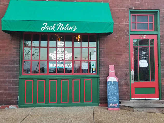 Your burger destiny awaits behind this unassuming storefront – where smashed patties achieve crispy-edged perfection.