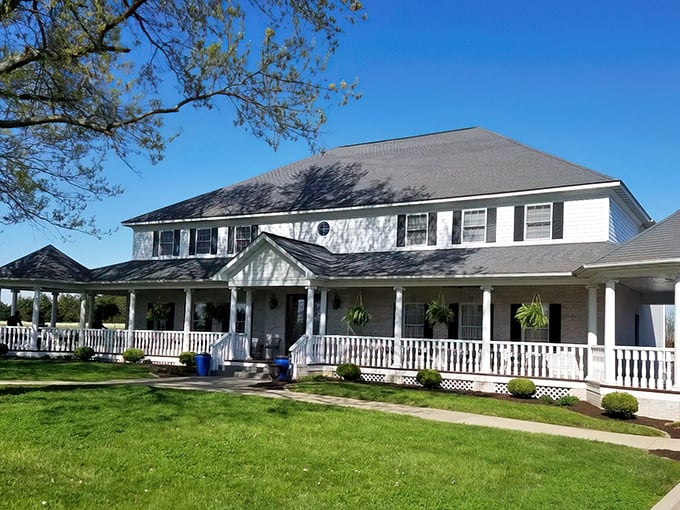 The stately colonial exterior of Sybill's Saint James welcomes you like a Southern mansion that happens to serve some of Missouri's finest steaks. Culinary paradise awaits.