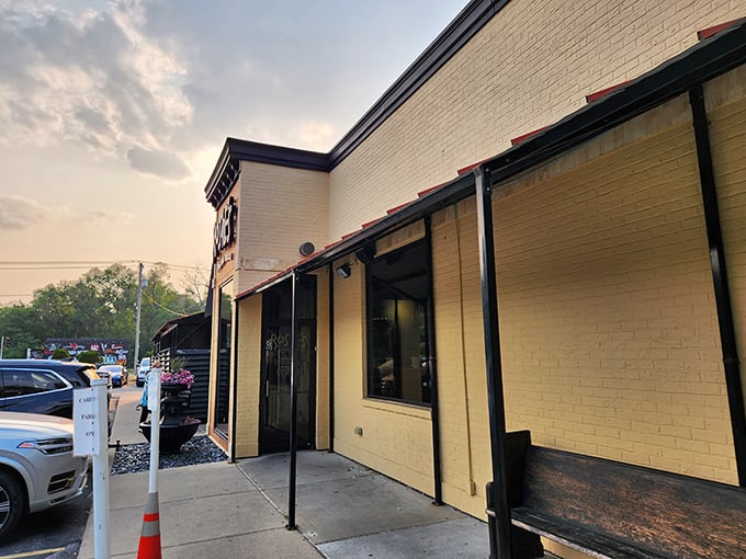 The iconic Rosie's sign welcomes hungry travelers like a beacon of culinary hope. Those Italian flag colors aren't just for show—they're a promise of authenticity.