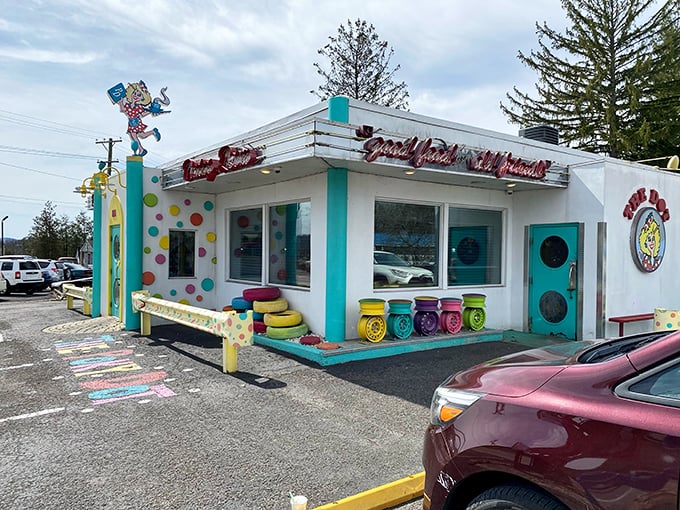 "Good food from old friends" isn't just a slogan – it's the promise that greets you before you even step through The Poky Dot's turquoise door into dessert paradise.