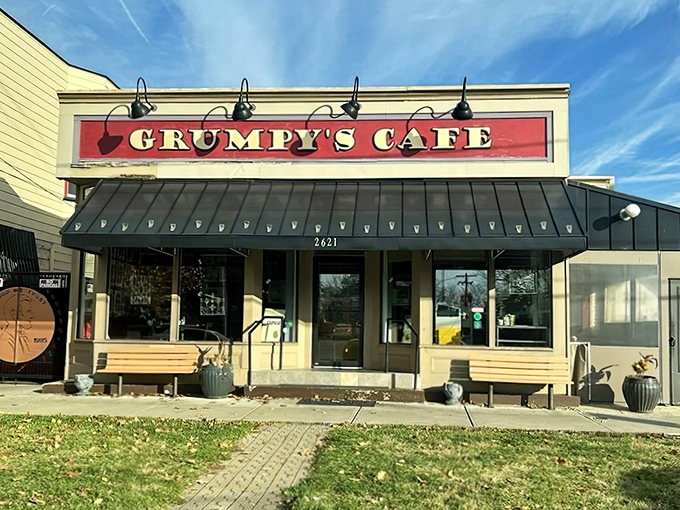 Don't let the name fool you—there's nothing grumpy about this cheerful storefront with its welcoming benches and neighborhood charm.