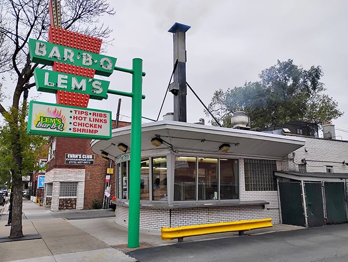 That iconic retro sign isn't just advertising—it's a promise of smoky delights that's been kept for generations of Chicago barbecue lovers.