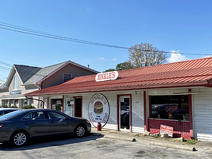 That iconic red roof isn't just a landmark—it's a beacon of burger bliss that's been calling hungry Hoosiers home for generations.