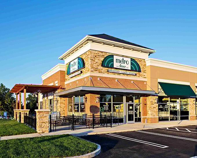 Metro Diner's inviting exterior promises comfort food paradise with its signature teal awning and stone-brick façade. Pennsylvania's answer to diner heaven awaits inside.