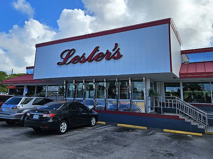 Under Florida's brilliant blue skies, Lester's distinctive signage beckons to those in the know—a diner that's earned its place in the local culinary landscape.