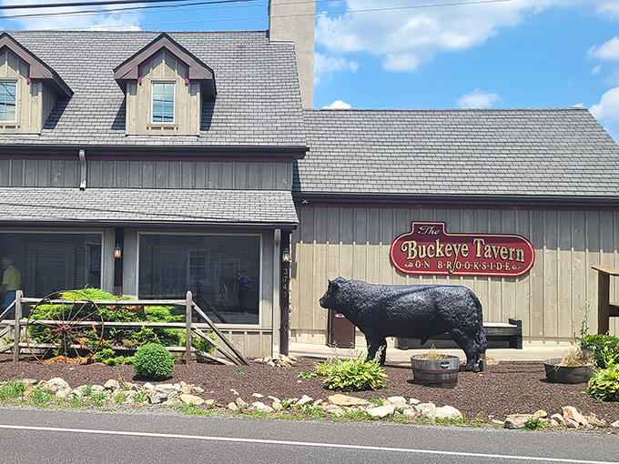 That cow statue out front isn't just decoration – it's a promise of beef excellence waiting inside.