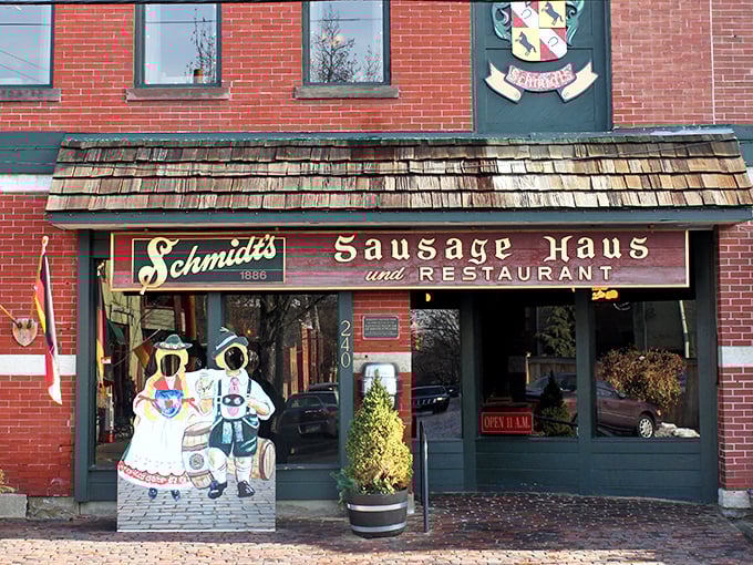 The brick facade of Schmidt's stands proudly in German Village, flying both American and German flags—a delicious diplomatic relationship that benefits us all. 