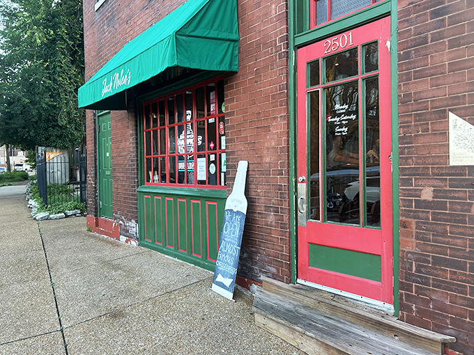 Your burger destiny awaits behind this unassuming storefront – where smashed patties achieve crispy-edged perfection.