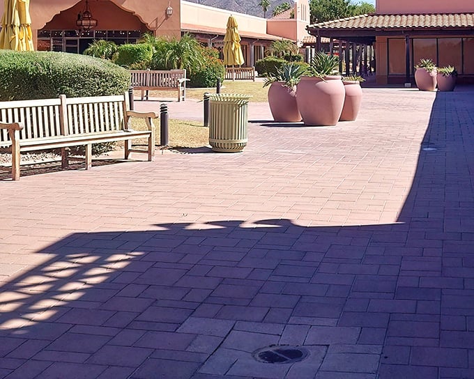 Thoughtfully placed seating areas and desert-inspired architecture make shopping breaks as enjoyable as the bargain hunting itself.