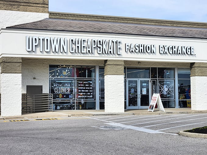 The storefront beckons like a siren song to bargain hunters. "Cheapskate" never looked so inviting or promised such fashionable rewards.