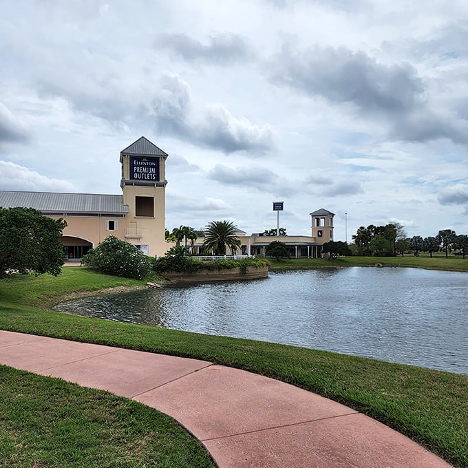 Mediterranean elegance meets bargain hunting paradise at Ellenton Premium Outlets, where palm trees and discounts create Florida's most satisfying shopping mirage.