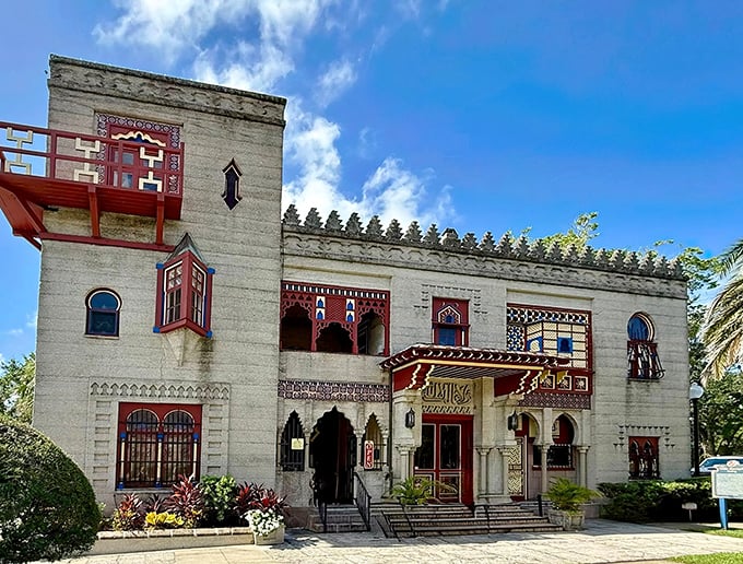 The façade of Villa Zorayda looks like someone plucked a slice of Moorish Spain and dropped it into Florida's oldest city. Those red accents pop against the concrete like exclamation points!