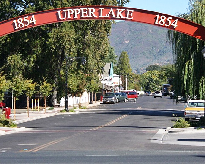 The iconic Upper Lake arch announces your arrival to 1854, though thankfully modern plumbing came along sometime after that.