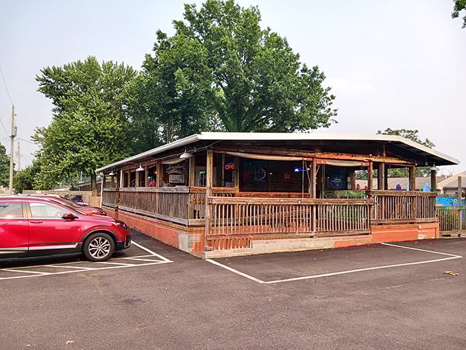 The unassuming exterior of Eadie's Fish House proves once again that the best seafood joints often look like they might not pass a building inspection.
