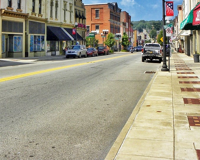 These aren't just buildings—they're time capsules with character. Sharon's well-preserved architecture stands as a testament to the city's industrial heyday.