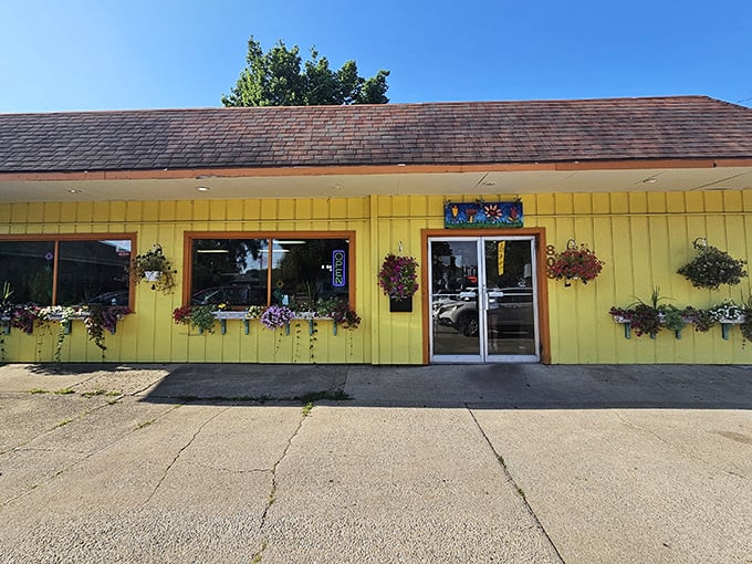 That sunshine-yellow exterior isn't just eye-catching—it's a promise of the warmth waiting inside. Like a beacon of breakfast hope on a cloudy Indiana morning.