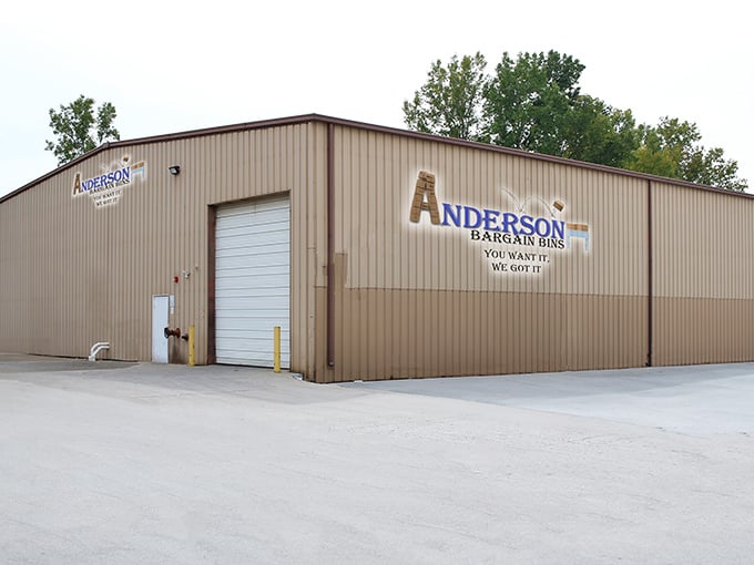 The unassuming exterior of Anderson Bargain Bins—where retail therapy meets treasure hunting in a no-frills warehouse setting.