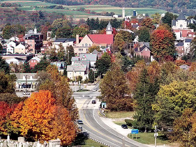 Autumn paints Ligonier in a palette that would make Bob Ross weep with joy, transforming this mountain town into a masterpiece of reds, oranges, and golds.