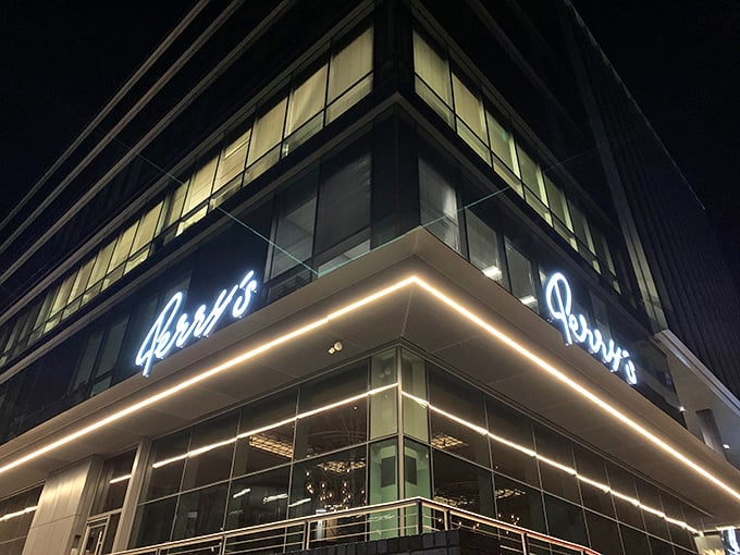 Perry's after dark is like Vegas for carnivores. The illuminated signage beckons hungry patrons with the subtle message: "Your diet ends here."