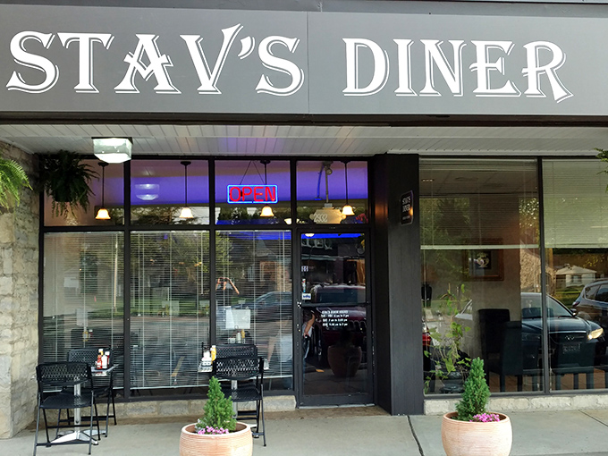 Classic stone exterior that whispers "come in and stay awhile." This isn't architectural showboating—it's the confident simplicity of a place that lets its food do the talking.