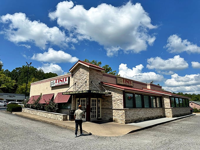 Under Georgia's big blue sky, this unassuming building houses flavor explosions that would make even the most jaded food critic weak at the knees.