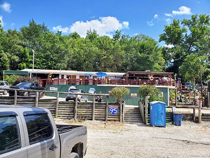 Tackle Box 2’s humble waterfront setting is a reminder that some of Ohio’s best culinary gems quietly await discovery along its scenic riverbanks.