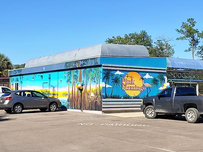 In the gentle morning sunshine, Pink Flamingo Diner isn’t just a place to eat—it’s an open door to comfort food and Florida charm