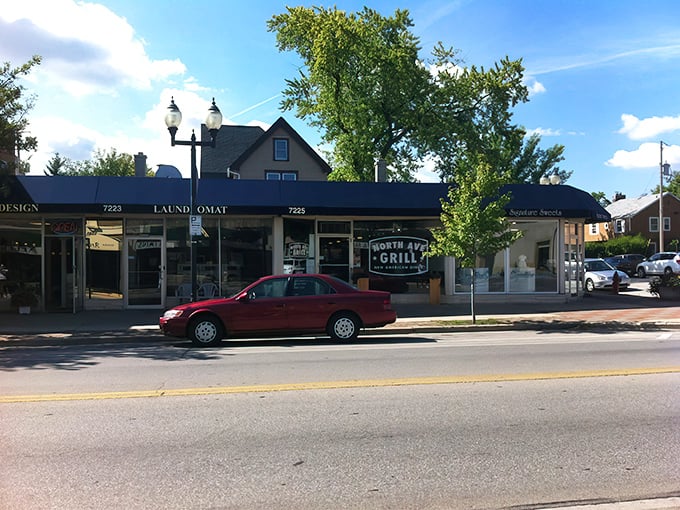 Nestled on Wauwatosa's main drag, this diner doesn't need flashy gimmicks—just look for the blue awning and follow your nose to breakfast bliss.