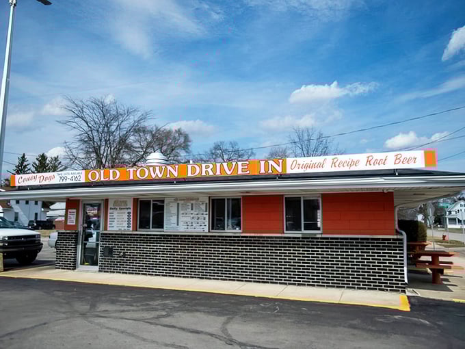 That orange and white exterior isn't just signage—it's a beacon calling all root beer pilgrims home.