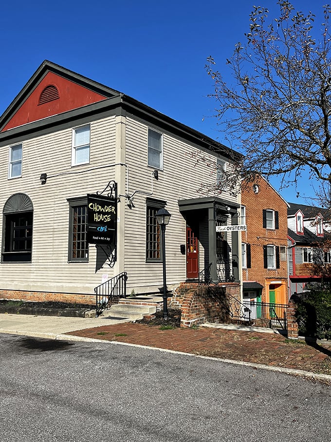 The classic charm of this white clapboard building houses seafood treasures that would make coastal towns jealous. Who needs an ocean view when the chowder's this good?