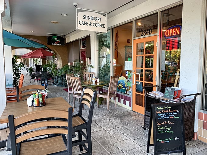 1. the soho omelets at this cafe in florida are so good, they deserve their own fan club