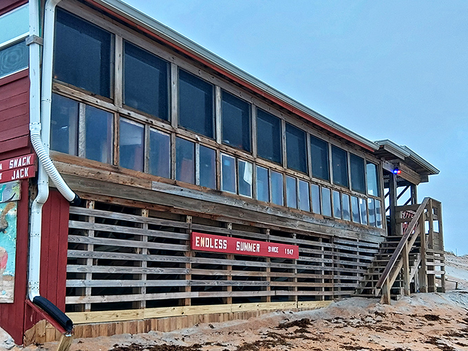 Perched precariously on the edge of the Atlantic, this weathered red building promises "Endless Summer" and delivers on that promise with every seafood platter.