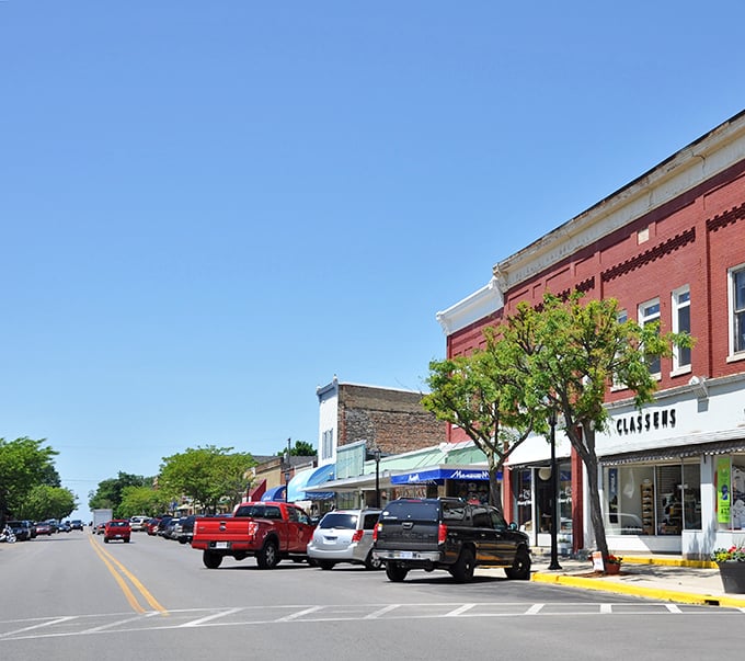 Downtown Frankfort looks like Main Street USA had a successful therapy session and found inner peace.
