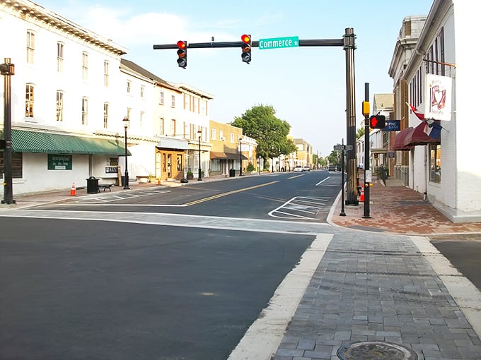 Downtown Smyrna proves that small-town charm doesn't need a Hollywood budget – just good bones and friendly neighbors.