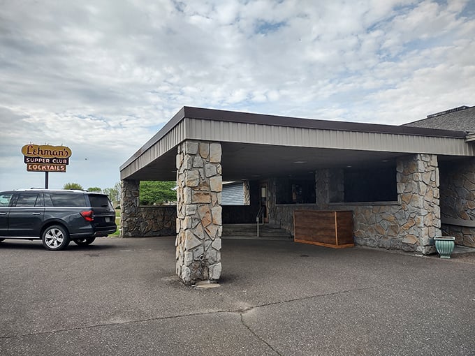 Stone pillars and understated charm – Lehman's exterior doesn't need to shout about what awaits inside. The food does all the talking.