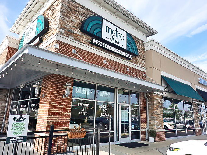The brick and stone façade of Metro Diner beckons like a lighthouse for the breakfast-obsessed. Comfort food paradise awaits inside.