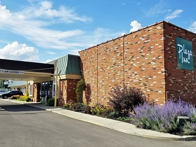 Don’t let the humble brick exterior fool you—inside awaits breakfast comfort so good it could make a morning person out of anyone.