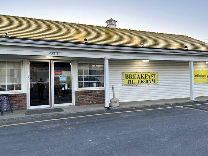 The unassuming exterior of Hitching Post Kellogg promises little but delivers culinary magic. Sometimes the best treasures hide in plain sight.
